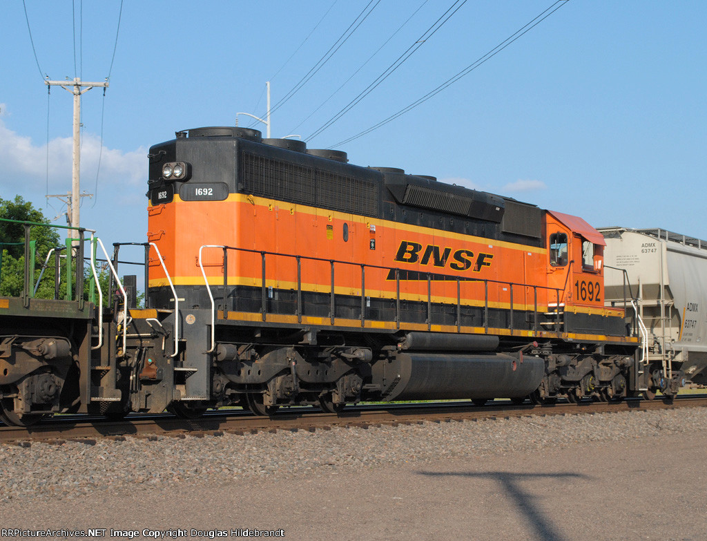 BNSF 1692